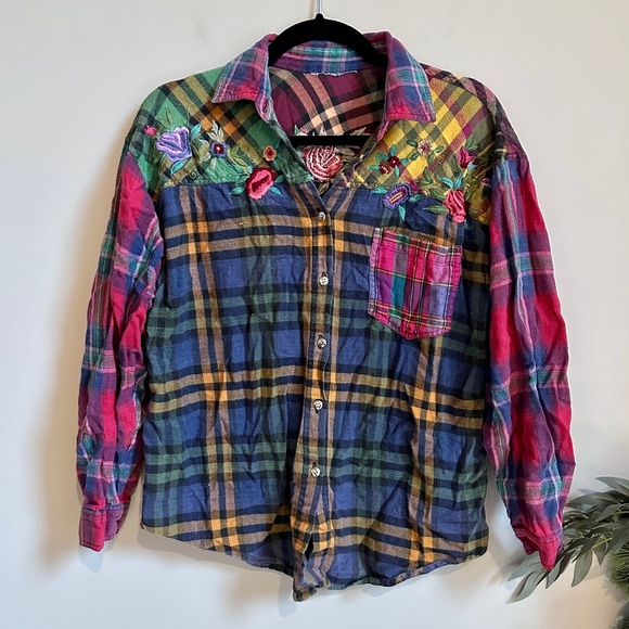 Vintage | Tops | Vintage Floral Embroidered Colorful Plaid Flannel ...